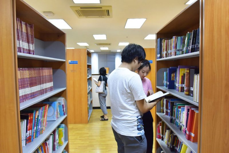 Chulalongkorn Libraries Leap Forward for Learning – Chulalongkorn University For Sustainable ...